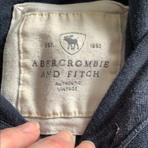Abercrombie & Fitch | Tops | Preloved Abercrombie Tee | Poshmark